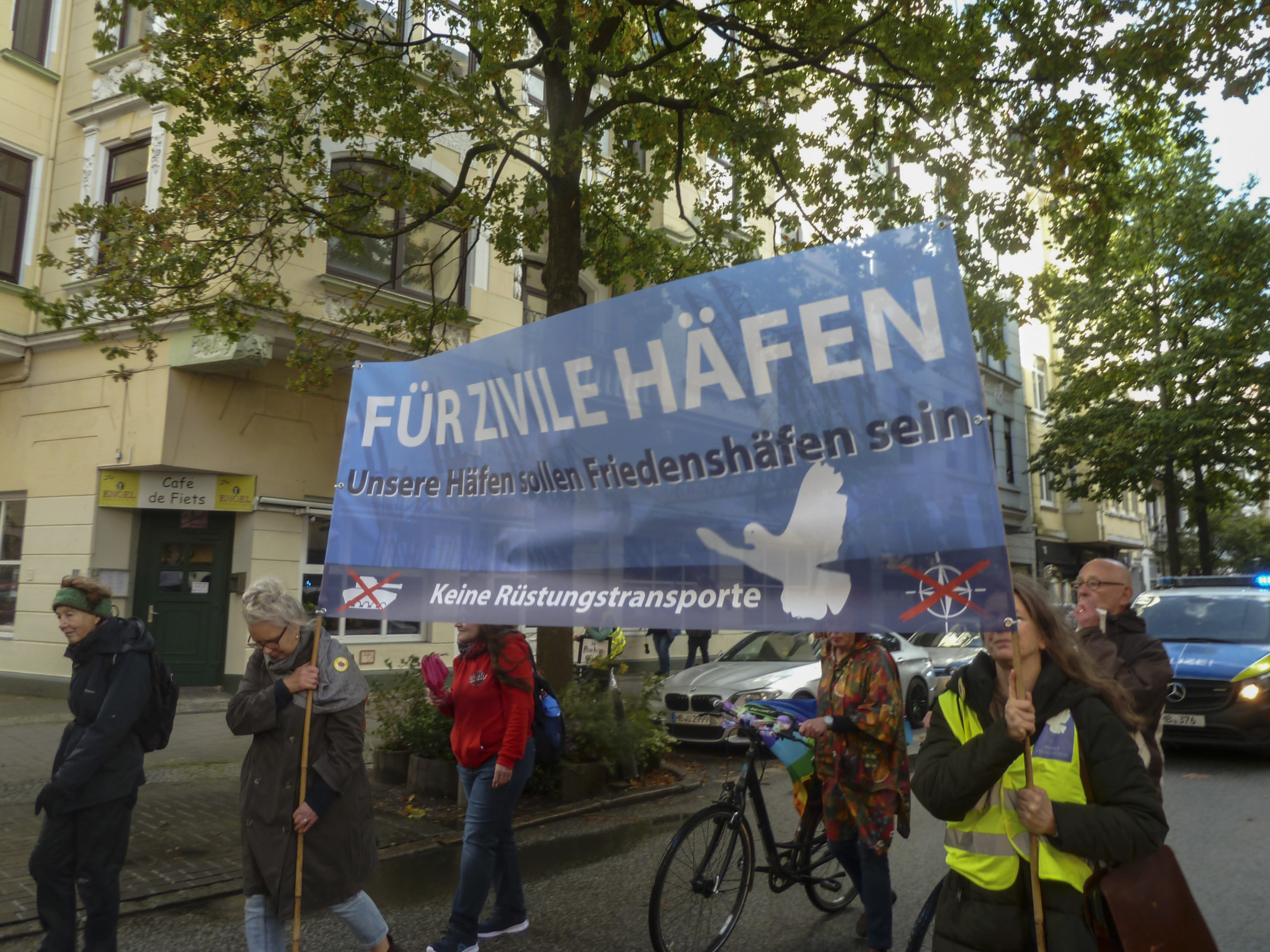 Bremerhaven soll kein Kriegshafen sein